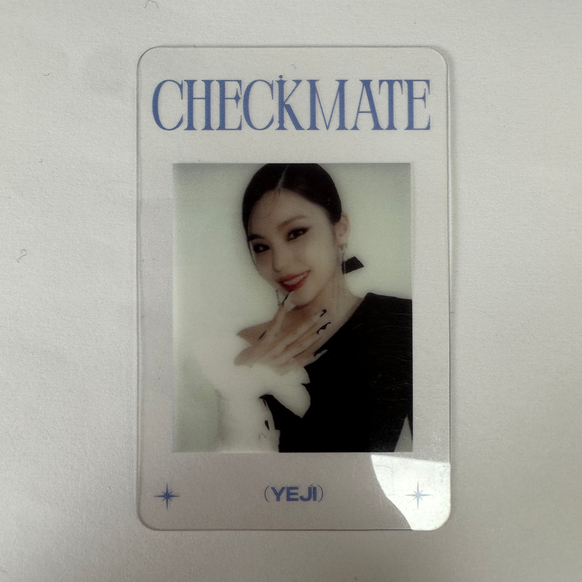 (RESTOCK) ITZY - Checkmate Yeji Transparent Photocard – lilakshop